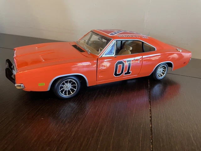 ERTL THE DUKES of Hazzard 1969 Dodge Charger échelle 1:18 The General ...