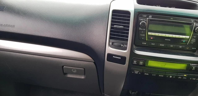 TOYOTA PRADO TRIM Panel 120 Series, Dash Vent, Lh Side (Centre), 02/03 ...