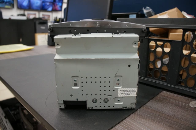 GENUINE MERCEDES-BENZ W204 C Class Radio Head Unit A2049007202 £20.00 ...