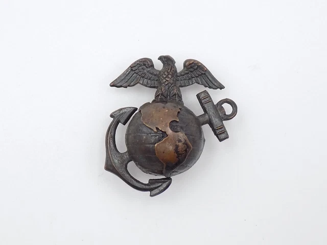 ORIGINAL WWII ERA USMC EGA Bronze Collar Badge Insignia Imperial H&H £ ...