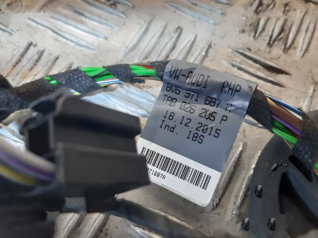 AUDI A3 8V1, 8VK 8V5971687A Câblage de La Porte Arrière Droite 1.80 ...