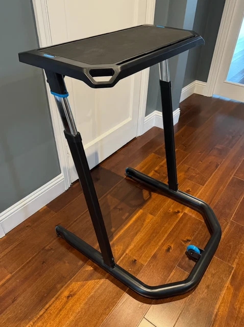 WAHOO KICKR V2 Indoor Smart Bike Trainer PLUS free KICKR mat and ...