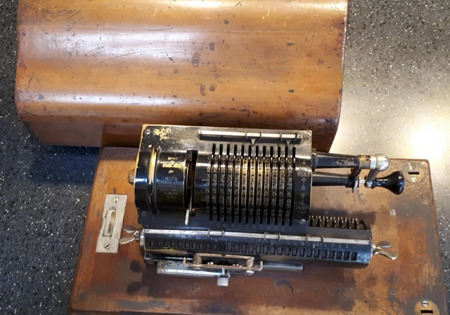 VINTAGE DESKTOP BRITANNIC pinwheel adding machine Made by Guys of ...