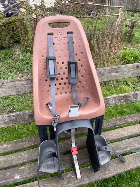 THULE YEPP MAXI Easyfit Rear Rack Child Bike Seat Brown £39.00 ...