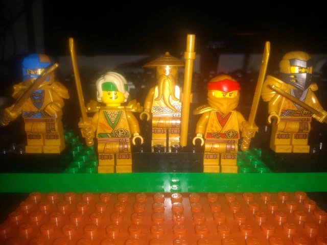 NINJAGO 10TH ANIVERSARY - Comemorative Golden Minifigures - 5 different ...