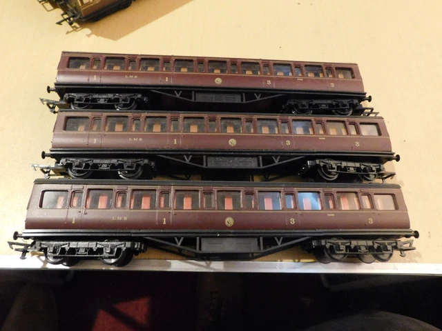 GRAFAR LMS CORRIDOR compartment coaches in good playworn condition x 3 ...