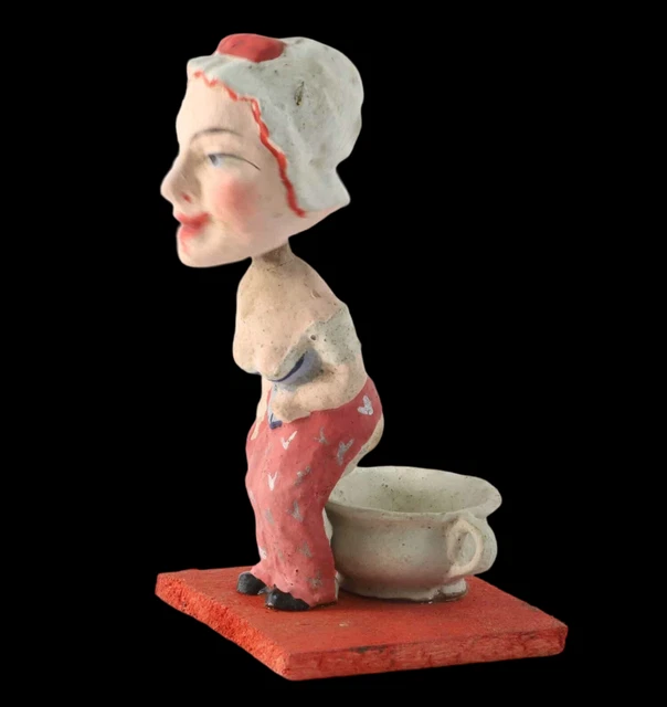 LA FEMME AU POT DE CHAMBRE fin XIXème / jouet ancien EUR 850,00 ...