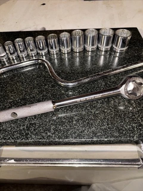 14 PIECE INDESTRO Super 1 2 Drive Socket Set USA