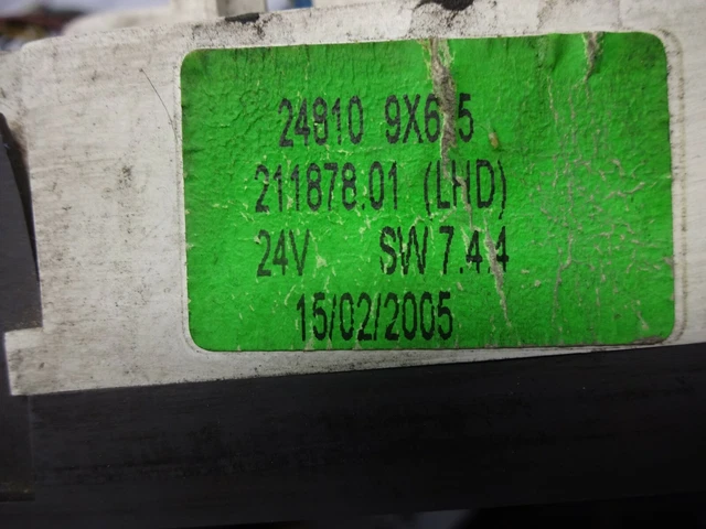 TABLEAU DE BORD Nissan Atleon 248109X605 24810 9X605 24810-9X605 24V ...