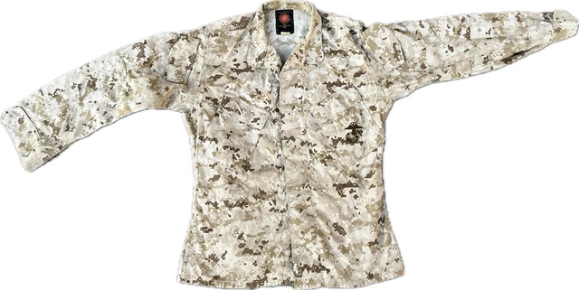 US MARINE CORPS Usmc Marpat Desert Digital Army Combat Jacke Small ...