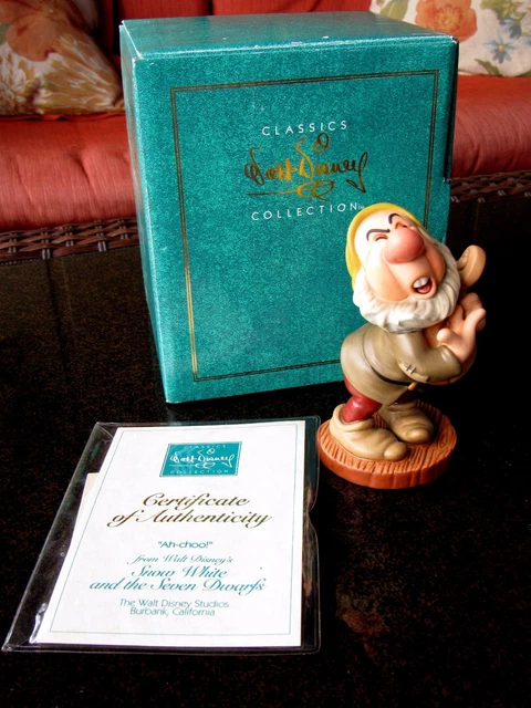 WDCC WALT DISNEY Classics Collection SNOW WHITE SNEEZY AH-CHOO Original ...