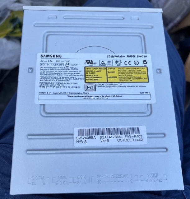 SAMSUNG CD-R/RW RE-WRITEABLE Internal CD Drive RW40-12-40. Model No. SW ...