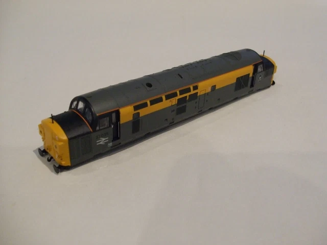 GRAHAM FARISH N gauge class 37035 Dutch Livery Split Box Locomotive ...