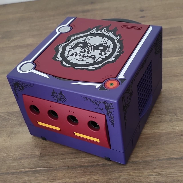 CONSOLE NINTENDO GAMECUBE custom themed zelda majora's mask mod pico ...