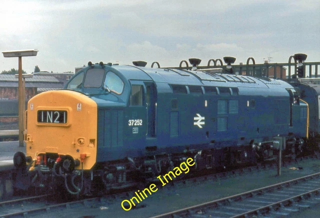 RAILWAY PHOTO 6X4 Class 37 37 252 Passenger Train York 12/8/74 £2.00 ...
