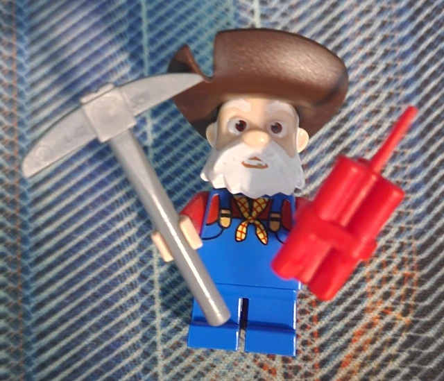 LEGO MINIFIGURE TOY Story - Stinky Pete the miner w axe and dynamite £ ...