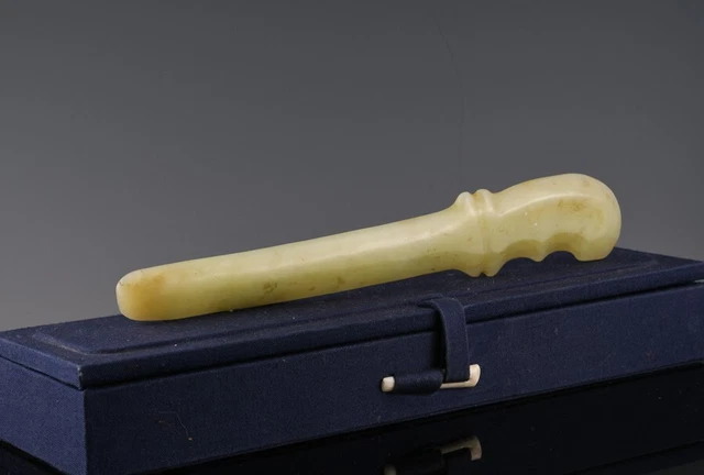 VERY RARE CHINESE Yellow Jade Archaic Scepter Neolithic Period Hongshan ...