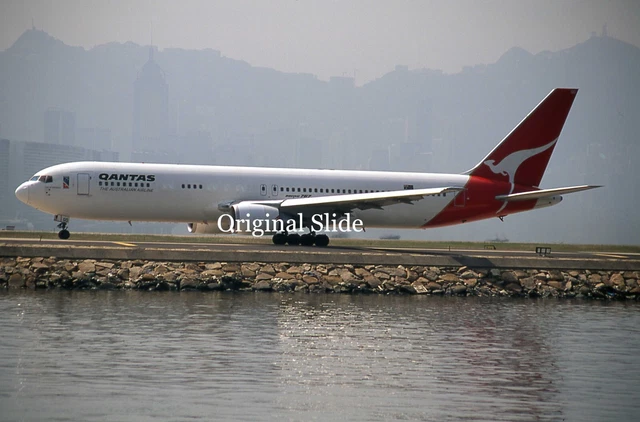 AIRCRAFT SLIDE - Qantas B.767-300 VH-OGD @ Hong Kong 1995 (B026) EUR 1 ...