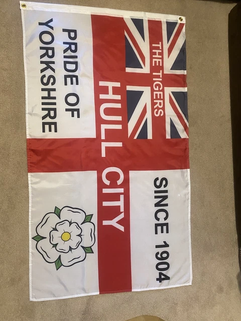 HULL CITY FLAG 5ft X 3ft Brand New Sealed Packaging 150cm X 90cm Hull ...