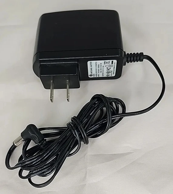 HONOR SWITCHING ADAPTER Model ADS-18C-12 1218GPCU Input 100-240V ...