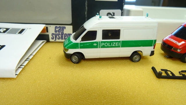 FALLER CAR-SYSTEM 2X MB-Sprinter, Polizei+Feuerwehr, z.T. mit ...