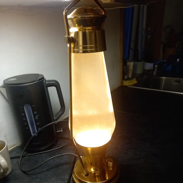 VINTAGE CRESTWORTH / Mathmos Copper Coachlite Coach light Lava Lamp £5. ...