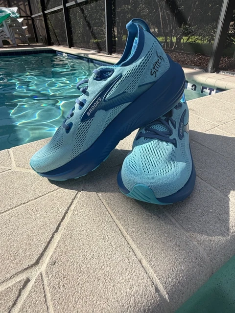 BROOKS RUNDISNEY 2025 “Stitch” Glycerin 22 – Men's 11 £232.14 - PicClick UK