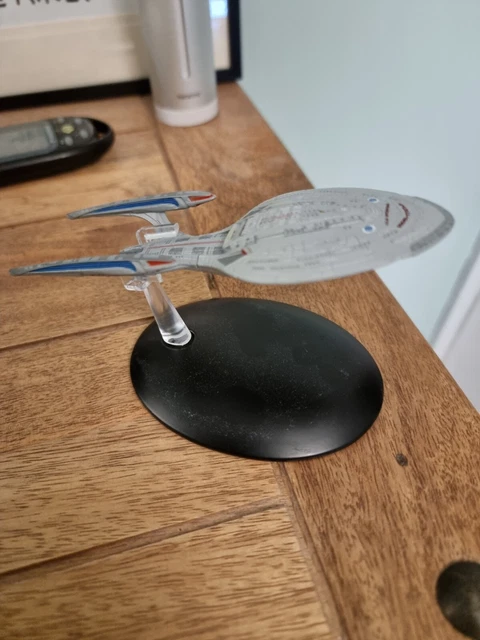 STAR TREK STARSHIPS Enterprise NCC-1701-F- Federation Livery Model ...