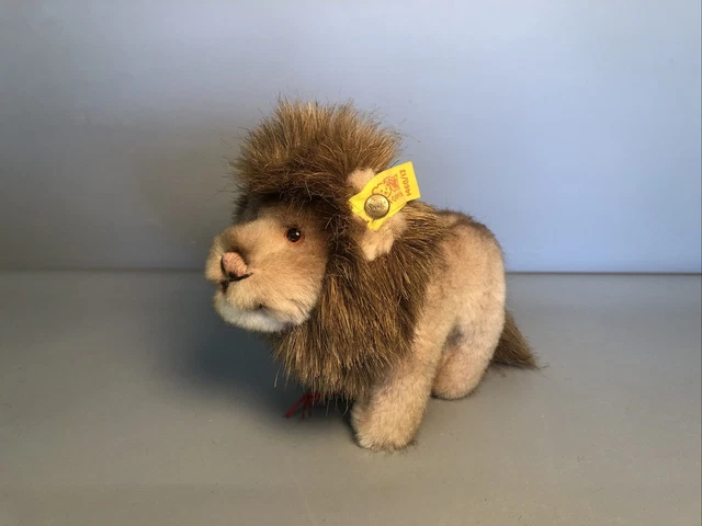 STEIFF | 1460/13 Lion "Leo" 13cm with Flag, Button & Shield | Vintage £ ...