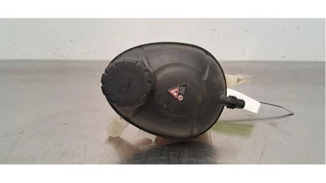 AUSGLEICHSBEHÄLTER MERCEDES-BENZ C-KLASSE W205 A0005840807 P23156259 ...
