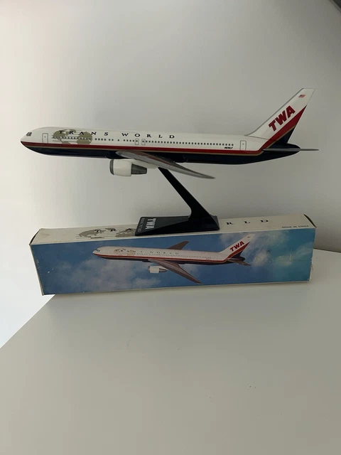 FLIGHT MINIATURES TRANS World American Airlines TWA 767 1/200 Model ...