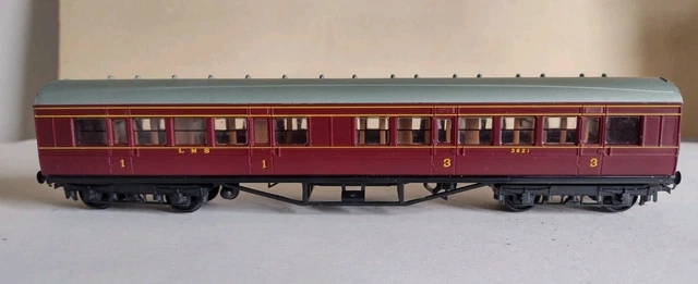 MAINLINE 00 GAUGE LMS 57 Ft 1st/3rd Corridor Coach In LMS Crimson £6.95 ...