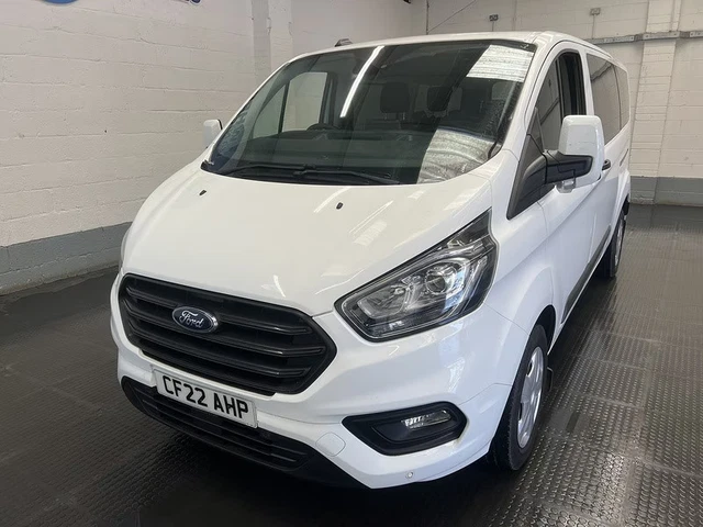 2022 FORD TRANSIT Custom 2.0 TDCi 130ps Low Roof Kombi Trend Van Auto ...