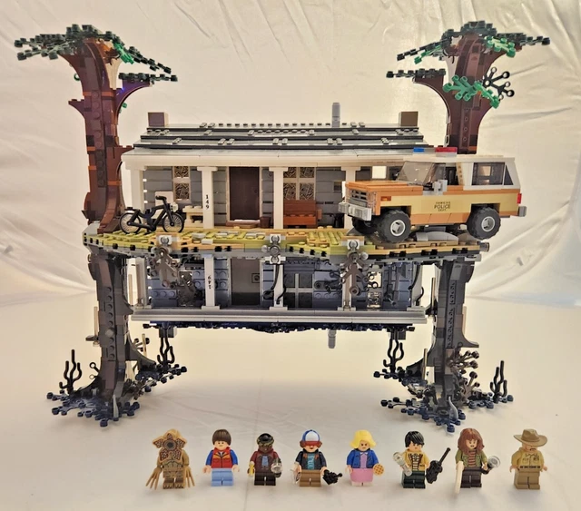 LEGO STRANGER THINGS 75810 The Upside Down-100% complete w/instructions ...