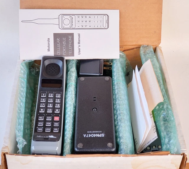 MOTOROLA DYNATAC 8000F BOX - Brick Mobile Cell Phone Vintage Retro ...