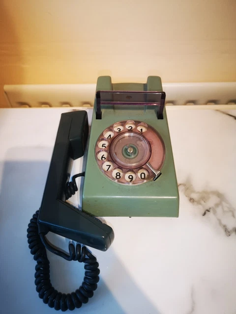 VINTAGE 1960S GREEN Rotary Trim Phone Rare Collectors Original * £14.99 ...