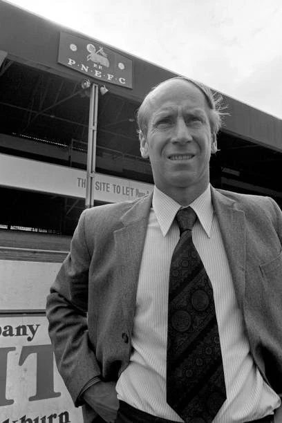 FORMER MANCHESTER UNITED Footballer Bobby Charlton Deepdale Presto ... FORMER MANCHESTER UNITED Footballer Bobby Charlton Deepdale Presto ...