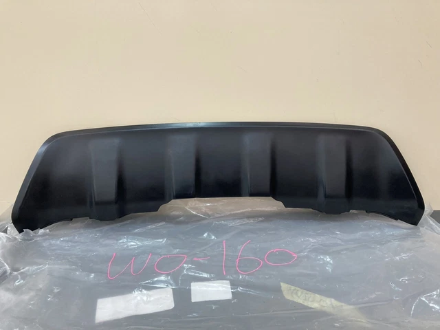 LAND ROVER DISCOVERY Sport Tow Bar Rear Bumper Trim LR133665 W0-160 £99 ...
