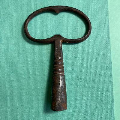 E. CAST CLOCK Key Winding Key Antique Wind Up Clocks EUR 18,96 ...