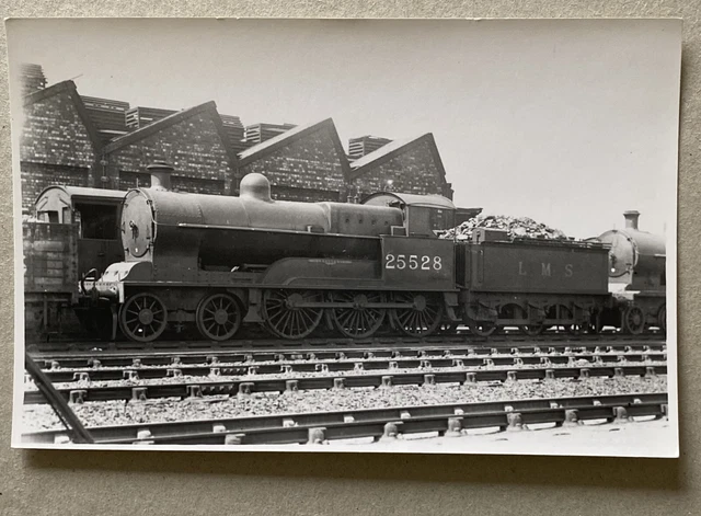 WARRINGTON ENGINE SHED & Lms (Ex Lnwr Whale) Locomotive No. 25528 £1.30 ...