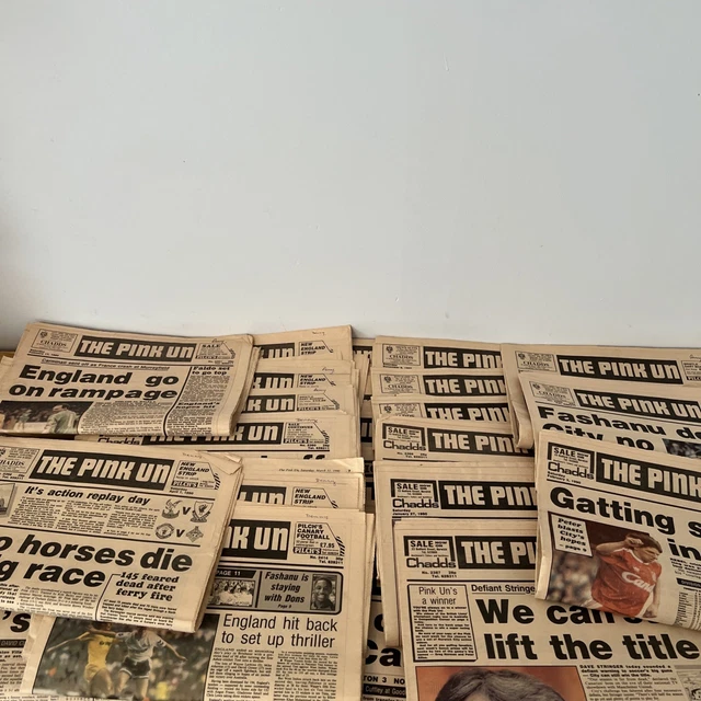 VINTAGE THE PINK Un Norwich Weekly Football Newspaper 1990 X 35 Bundle ...