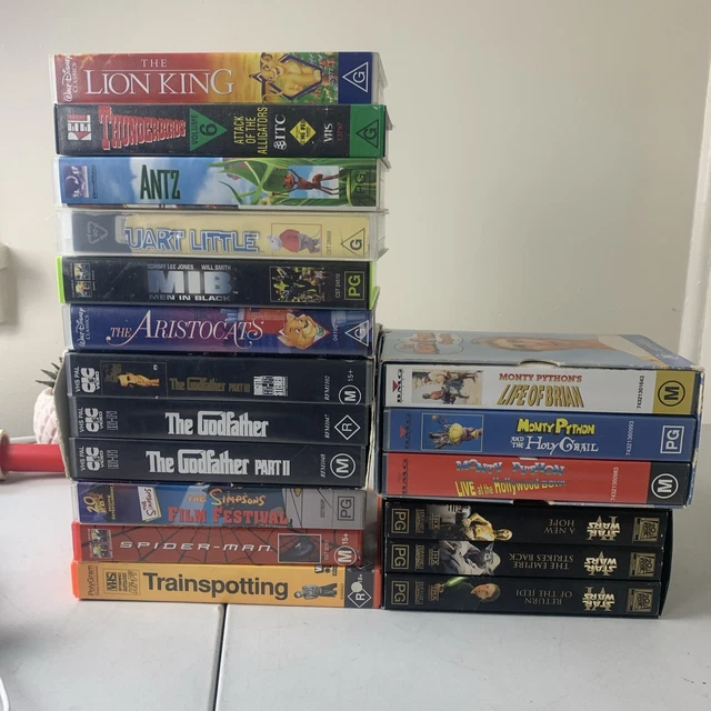VHS CASSETTE LOT X15 Untested Train spotting Stars Wars Monty Python £ ...