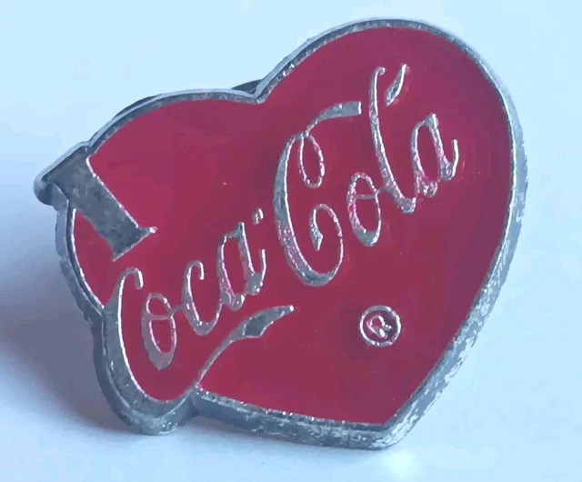 SPILLA PINS DISTINTIVO Stemma Badge Simbolo Crest Logo I Love Coca Cola ...