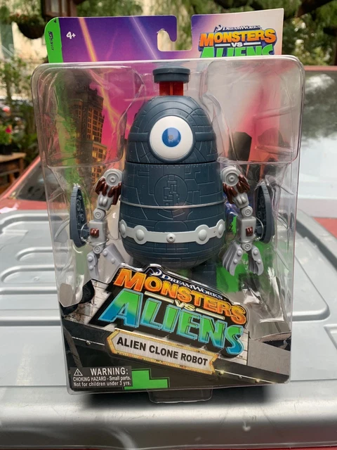 MONSTERS VS ALIENS Alien Clone Robot,Rare, New In Factory Sealed Box ...