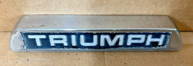 TRIUMPH STAG MK2 ** REAR BUMPER BADGE PLINTH ** 822609 - USED! $14.91 ...
