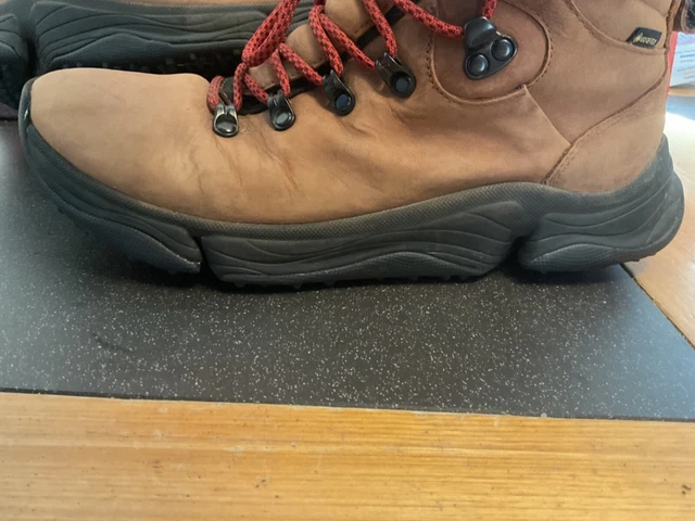 CLARKS GORE-TEX WALKING/ Hiking Boots Brown Mens Uk Size 9G (read ...