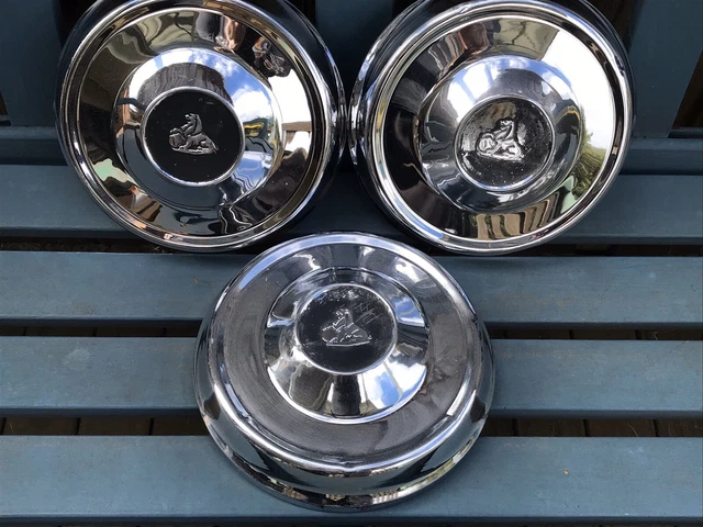 HOLDEN GENUINE GMH Fx Hubcaps X 4 Used Perfect For Daily Drive Only ...