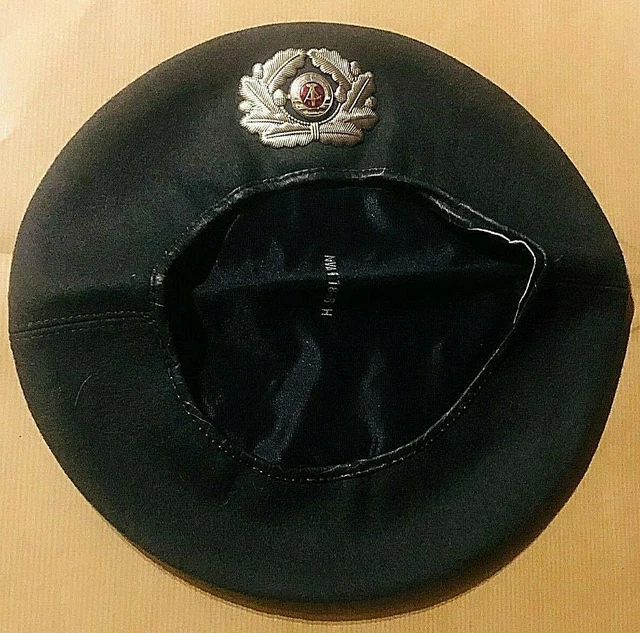 BASCO CAPPELLO DONNA Guerra Mondiale Ddr East German Nva Army Womans ...