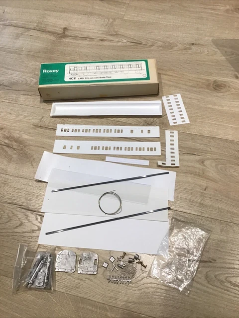ROXEY MOULDINGS 4C11 4mm LMS 57’ Non-corr Brake 3rd Coach Kit *please ...