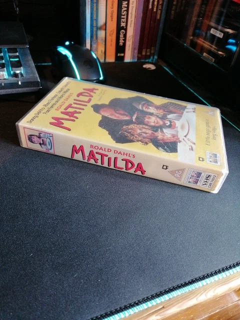 ROALD DAHL'S MATILDA - Danny DeVito 1996 *RED CASSETTE* (VHS Tape Retro ...
